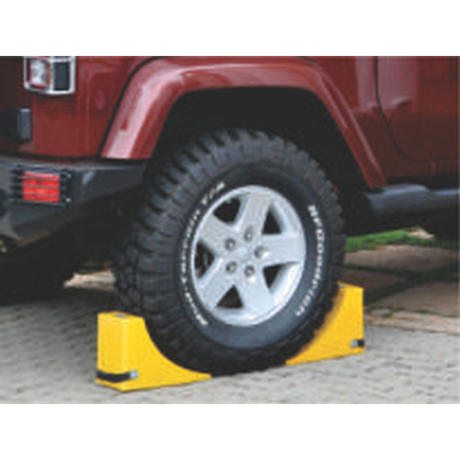 Wheel Chock | SAF-SXS489 | SupplyWise