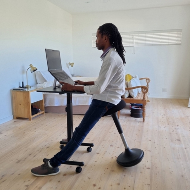 Ergonomic Desk | ERG-MT303MT | SupplyWise